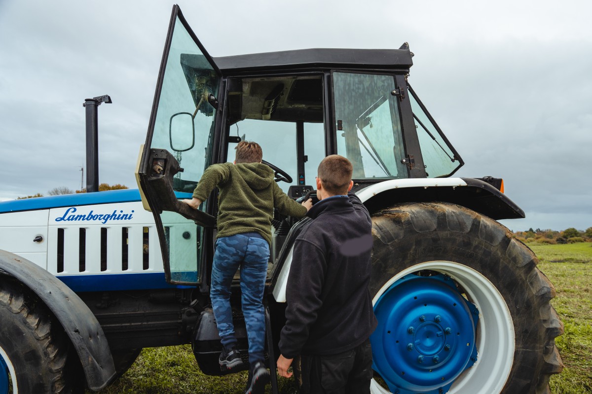 Explore Tractor Driving Experiences and Drive a Tractor, UK Wide