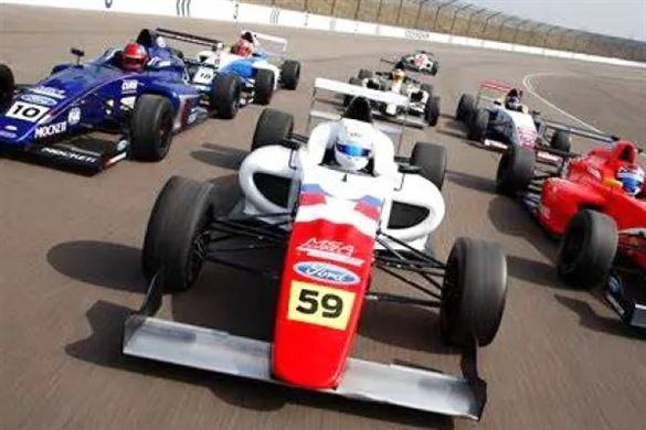 Formula 4 FIA Single Seater Thrill | DrivingExperience